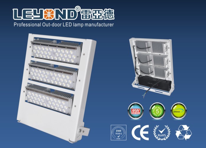 Super Brightness LED modular flood light 150w application in ...